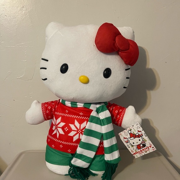 Sanrio | Holiday | Hello Kitty Christmas Holiday Greeter 222 | Poshmark